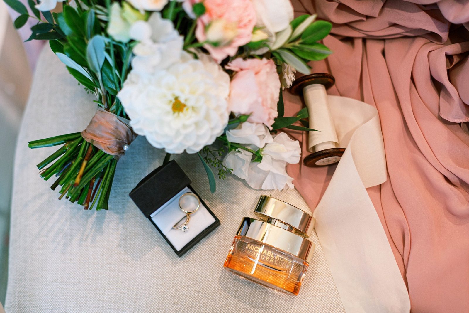 Organic, Preppy Northern Michigan Wedding | Carrie House Photography